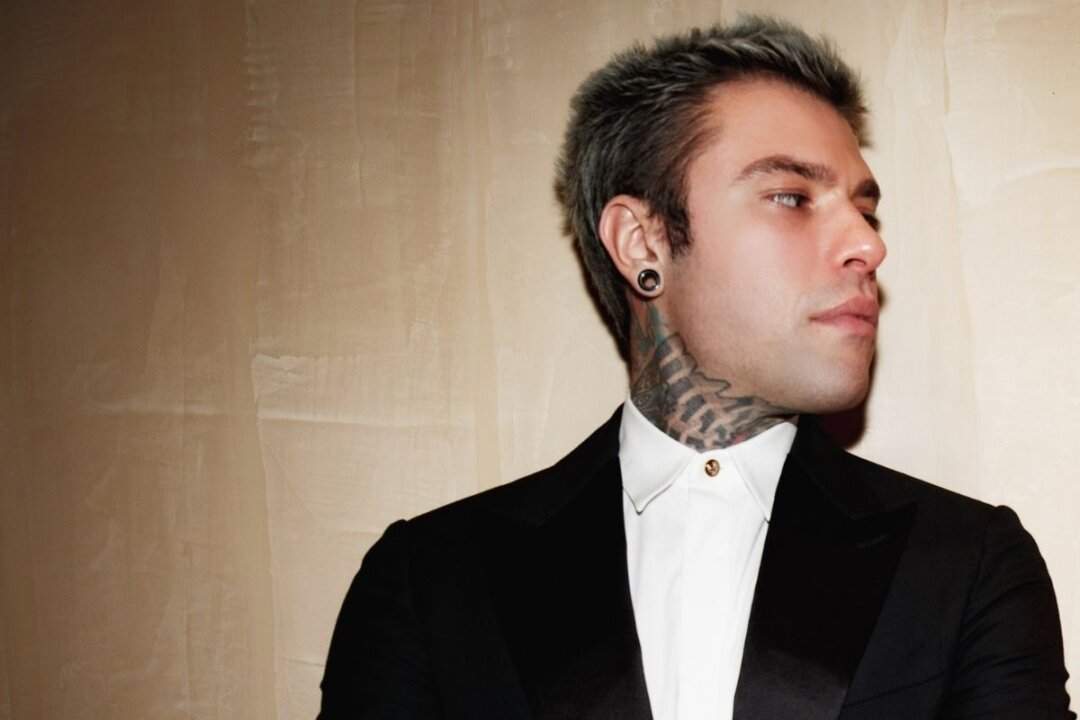 Fedez DDL ZAN. La petizione è un successo ma la legge non va avanti! Fedez DDL ZAN. La petizione è un successo ma la legge non va avanti!